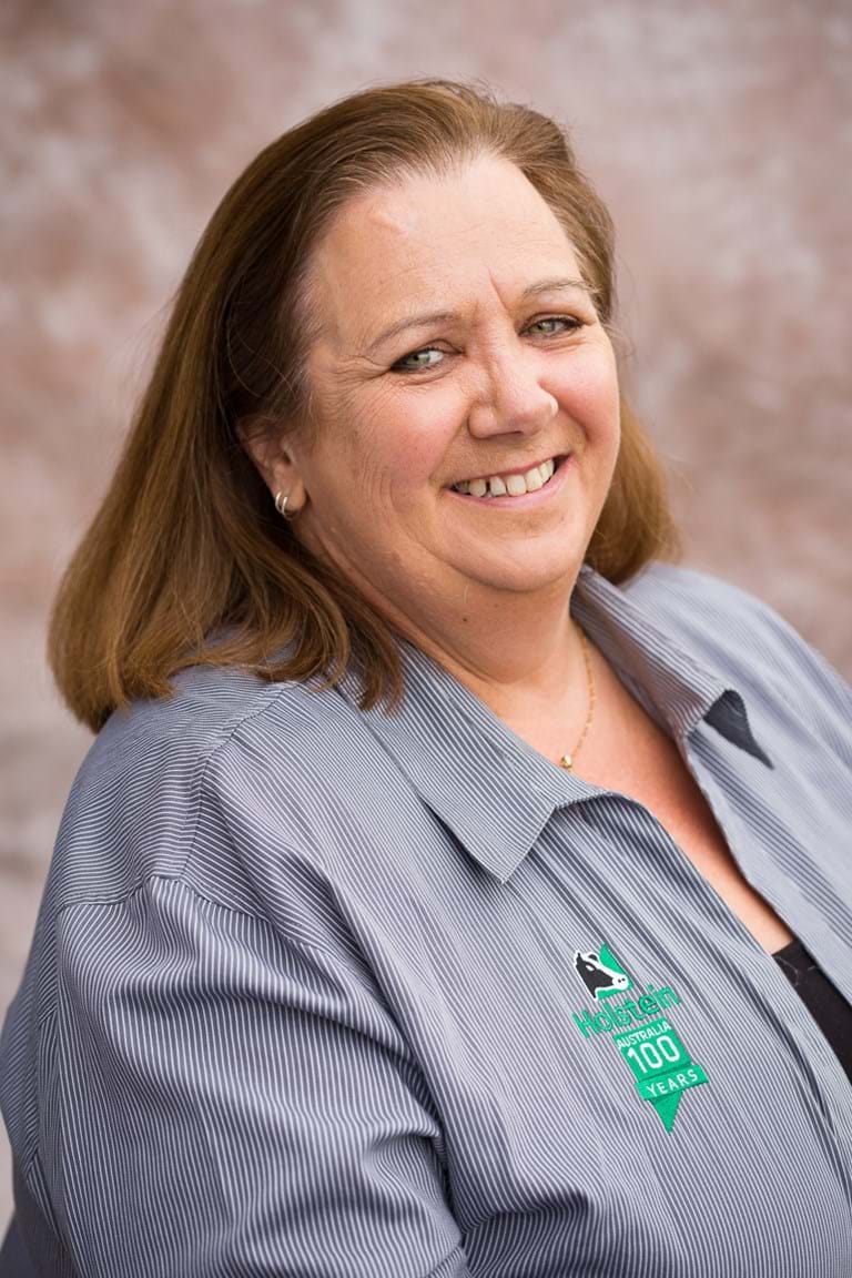 Vale Julie Lowe